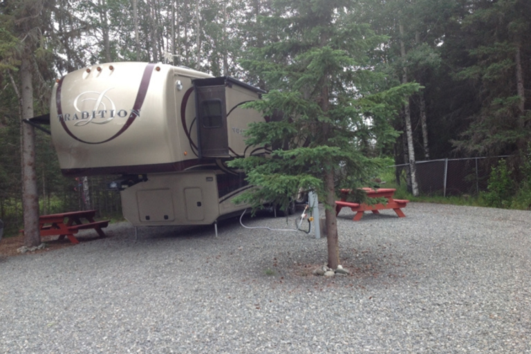 12 Best Campgrounds For RVs In Alaska | Find A Place To Camp