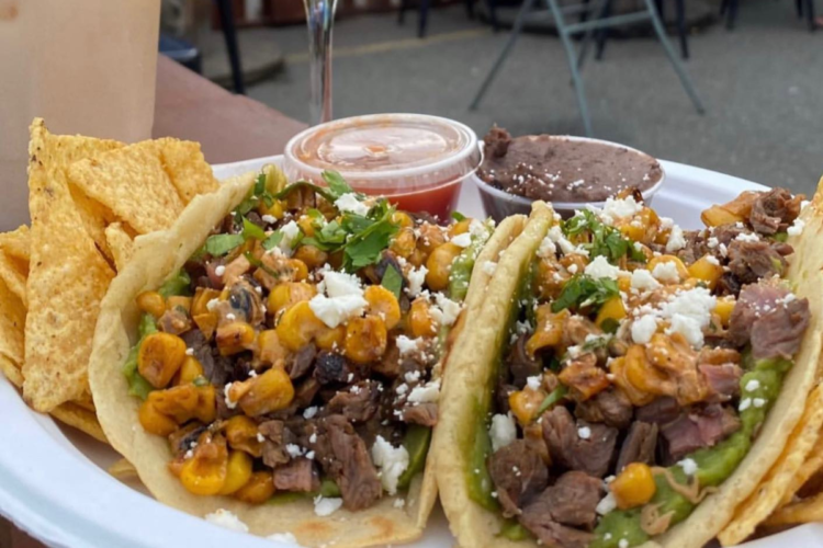 Top 12 Food Trucks In Anchorage We Absolutely Love