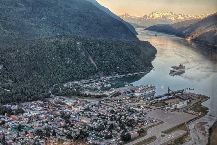 What Is Alaska Known For? Top 12 Things People Know Of AK